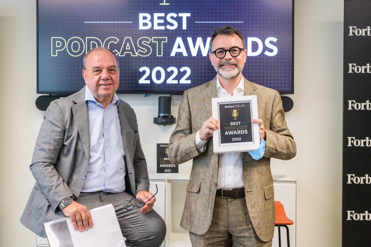 Il podcast di Accenture The News tra i Best Podcast Awards 2022 di Forbes